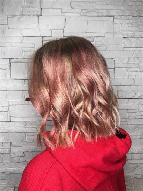 Стрижка до плеч стрижка на середнє волосся 5 фото зачісок 2023