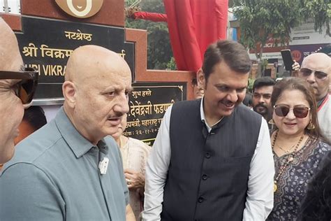 Maharashtra Dy Cm Devendra Fadanvis Inaugurates Natshrestha Vikram Gokhale Marg On Death