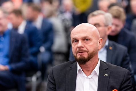 A Lydeka Lietuva Skirdama Ambasadorius Ne Visada Pasinaudoja Tarptautine Patirtimi