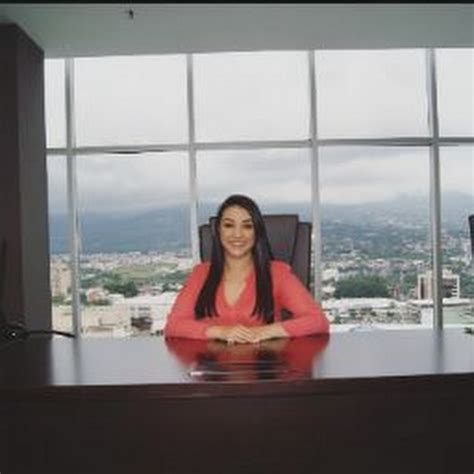 Valeria Vasquez Youtube