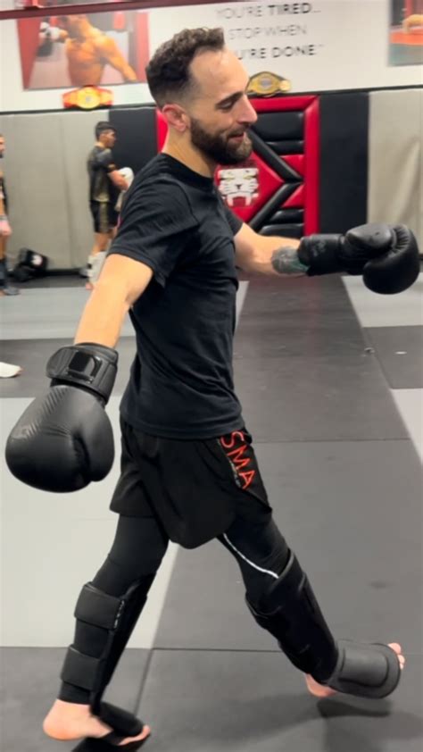 Tiger Schulmanns Usa ️ —— Manasak Thailand Would You Do This On Your Honeymoon 💍 🌙 💕