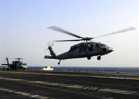 3840x2365 3840x2365 Sikorsky Sh 60 Seahawk 4k Pc Wallpaper Free