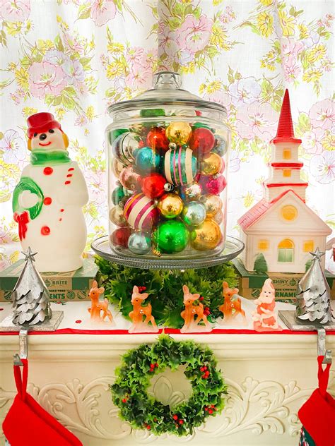 Vintage Christmas Centerpieces