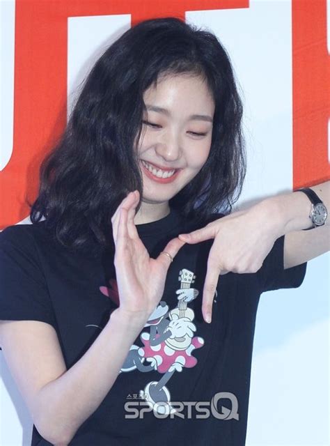 Pin Oleh Collie ♡ Di K Drama Actresses