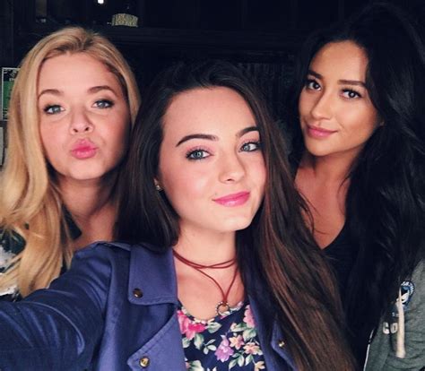 Instagram Post By Ava Allan • Apr 25 2017 At 8 58pm Utc Watch Pretty