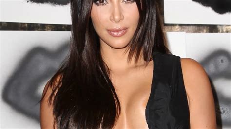 Top 10 Hollywood Celebrities With Biggest Boobs Sexy Boobs Wonder