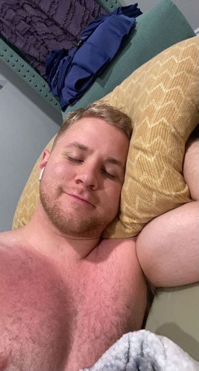 Just A Sleepy Tomato Tumbex