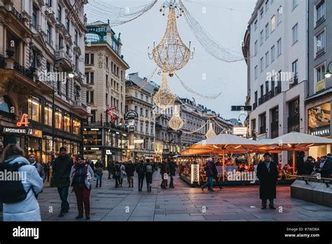 Vienna Austria November 24 2018 People Walking Under Christmas