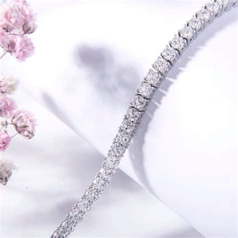 Scarlett 18k White Gold Lab Grown Diamond Bracelet