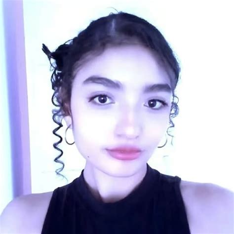 Selena Rodriguez Sel Kitty • Threads Say More