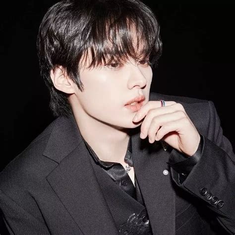 Chat With Minho Enjoy Free Ai Character Roleplay Flowgpt Minho Rp