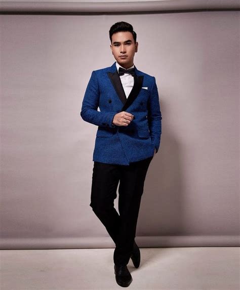 While Sitting In The First Place Of The Most Stylish Male Dangdut