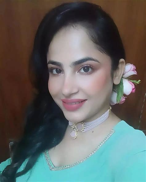 Shifa Khan Read Latest News From Shifa Khan Times Of India