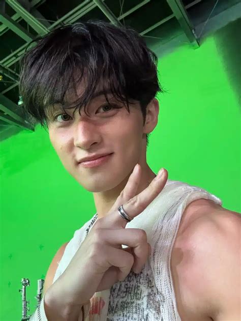 마크 셀카 팬플러스 커뮤니티