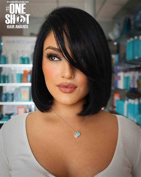 Shoulder Length Layered Bob With Side Swept Bangs Hairstyles Infoupdate Org