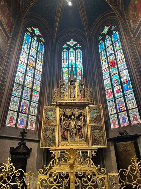 체코 프라하성 입장권 당일예매 스타벅스 전망대 구왕궁 근위병 교대식 성 비투스 대성당 황금소로 네이버 블로그