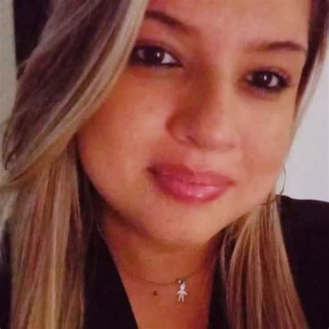 Gabriela Garcez Gabi Garceez • Threads Say More