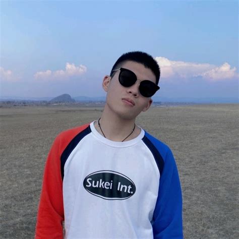 Walter Daniel Youtube