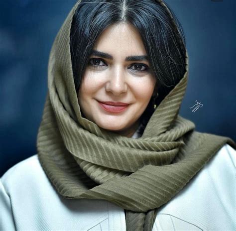 بیوگرافی لیندا کیانی به مناسبت تولدش و پست متفاوتی که نوشت عکس‌های تولد