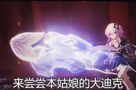 何聖 何聖 Added A New Photo