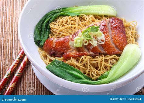 Asian Roast Duck Noodle Stock Image Image Of Delicacies 20711127