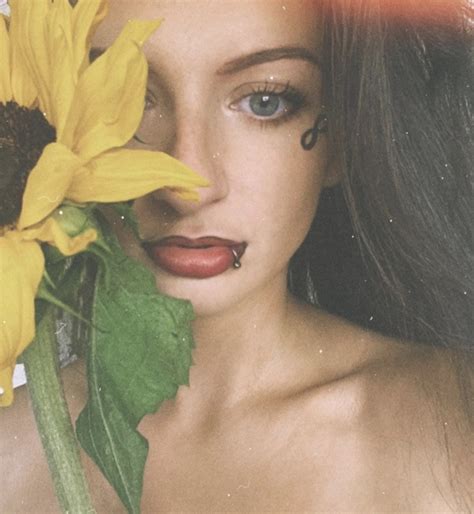 Dont Look Away Motopia