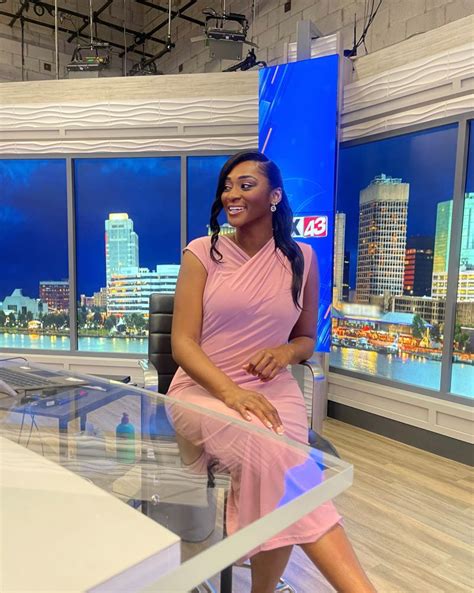 Reporter Journalist Nexstarnation Newsreporter News Wavy