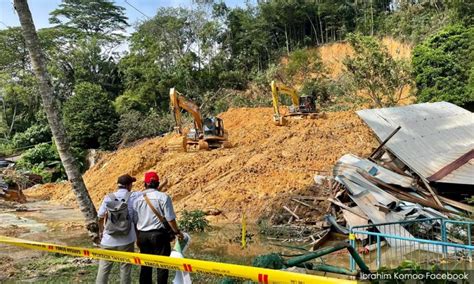 Geologist Links Prior Landslides Timber And Other Debris To Flood Disaster