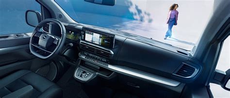 Opel Zafira Electric Minibus Elétrico Até 9 Lugares Opel Pt
