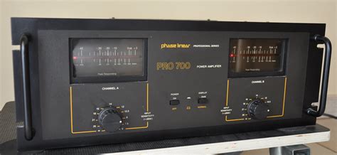 Model 700 Serie 2 Phase Linear Model 700 Serie 2 Audiofanzine