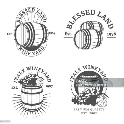 와이너리 로고 세트 배럴 포도 나무 무리 및 장식 요소가있는 와인 복고풍 표지판 또는 배지를 제작하십시오 벡터 레이블 또는 배지 플랫 그림 개체 그룹에 대한 스톡 벡터 아트