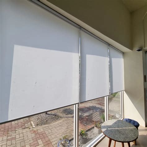 총각커튼 블라인드 청주커튼 청주블라인드 오창커튼 오창블라인드 공방에 설치된 롤스크린 블라인드 기본블라이지만 기본에 충실한게 제일 좋은 듯 했던 시공사례 청주맘 세종맘