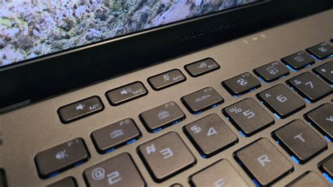 Asus Rog Zephyrus G Review Compact Versatile And Powerful Glitched