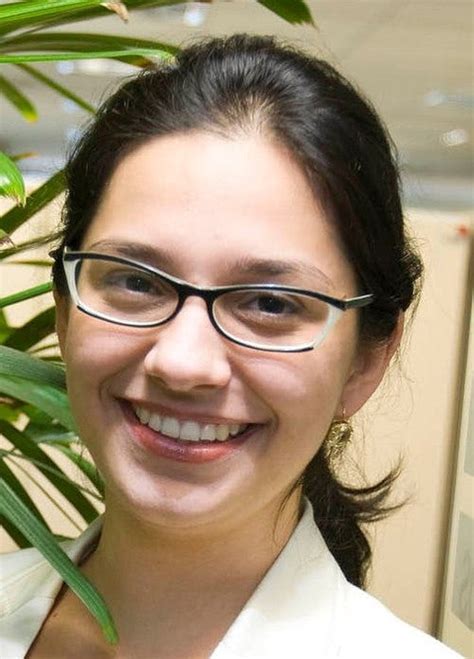 viviane mansi medium