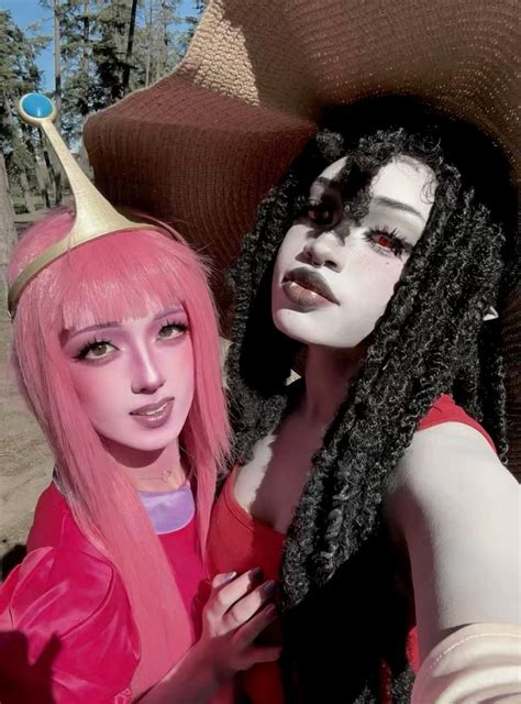 Marceline And Princess Bubblegum Marcelline Adventure Time Bubblegum And Marceline Cosplay