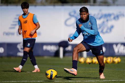 Brayan Caicedo Fc Porto Operado Com Sucesso Ao Joelho Flashscorept