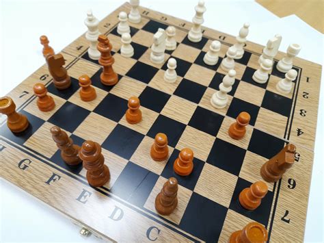 Шахматная доска цельная — купить по низкой цене на Яндекс Маркете