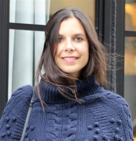 Raphaële Marchal Auteur De À La Folie Babelio