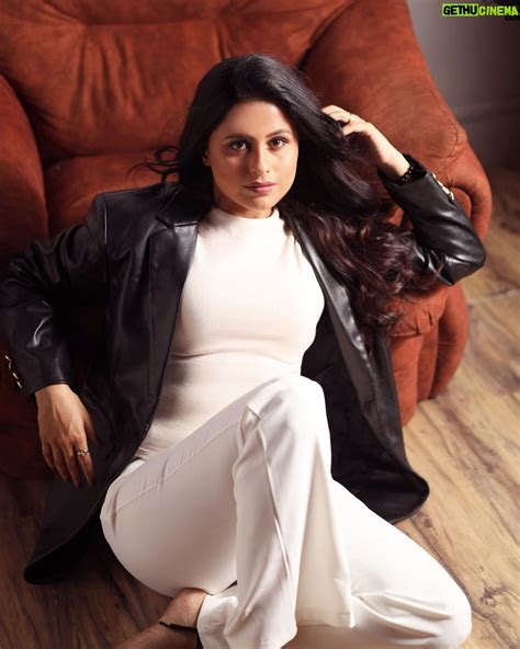 Vaibhavi Kapoor Wiki Biography Age Gallery Spouse And More