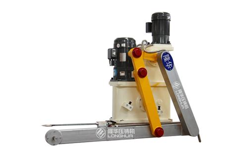 China Automatic Ladling Machine For Pouring Liquid Aluminum Manufacturers