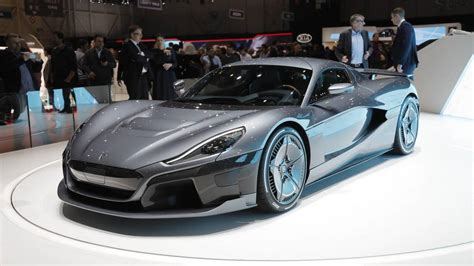 Rimac C Two Shocks Geneva With 1 888 Hp Goes 0 60 In 1 85 Seconds