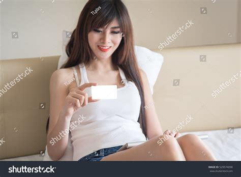 Sexy Woman Typing On Computer Keyboard ภาพสตอก 529574098 Shutterstock