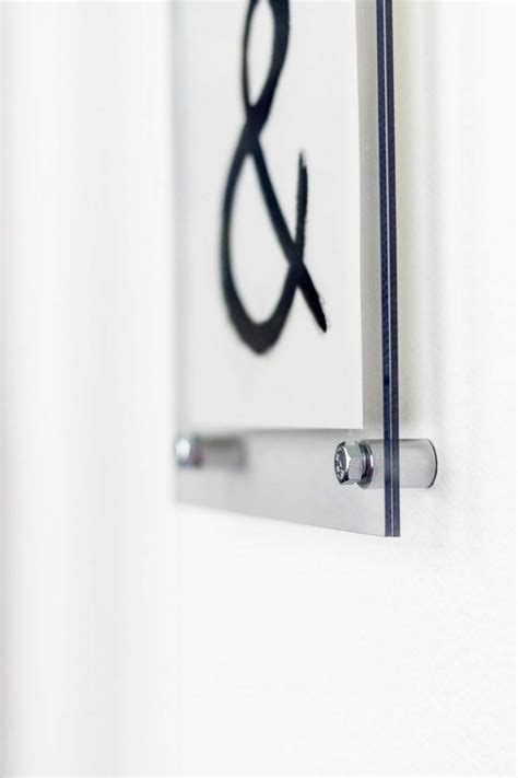 How To Make A DIY Floating Frame With This Easy Tutorial