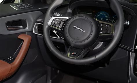 시승기 재규어 Suv의 대들보 재규어 F 페이스 S 30d Awd