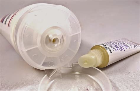 Vmv Hypoallergenics Armada Sunscreen Sport 70 And Moisturising