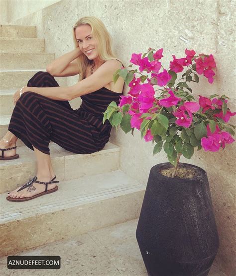 Suzy Favor Hamilton Feet Aznudefeet