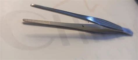 Stainless Steel Dissecting Forcep Sizedimension 68 At ₹ 475piece