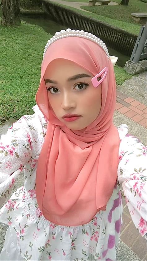 Coquette Hijabi Dollette Hijabi Her Ig Jiraweasley Hijab