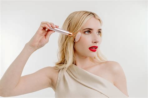 Emma Roberts 2022 Actress Hd Wallpaper Hd Celebrities 4k Wallpapers