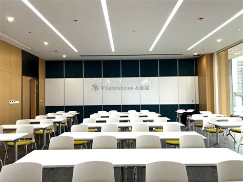 15m Height Folding Partition Wall Systems Collapsible With Track